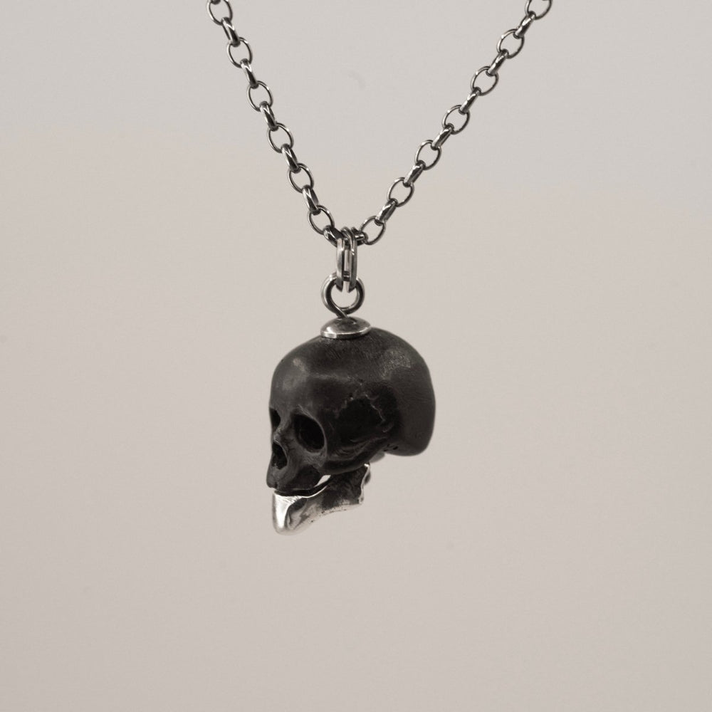 NECKLACES - Macabre Gadgets