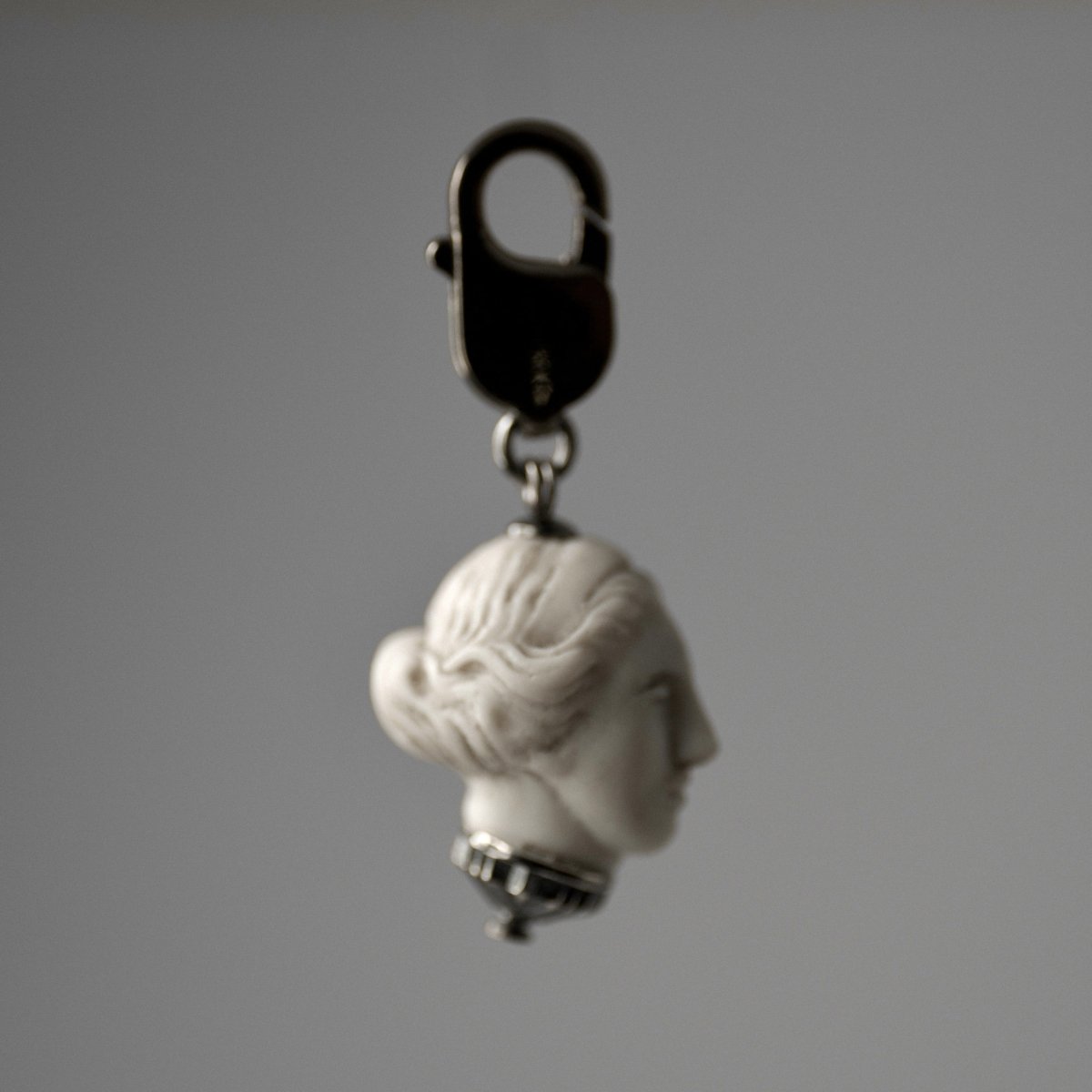 Macabre Gadgets Online Boutique