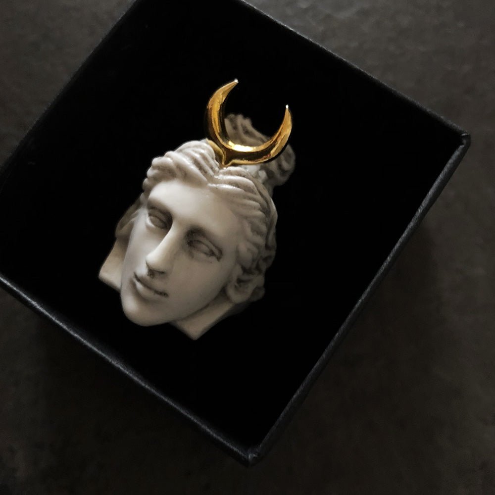 Artemis ring - final sale - Macabre Gadgets