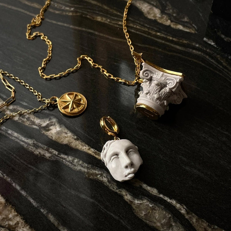 Aster pendant - Macabre Gadgets