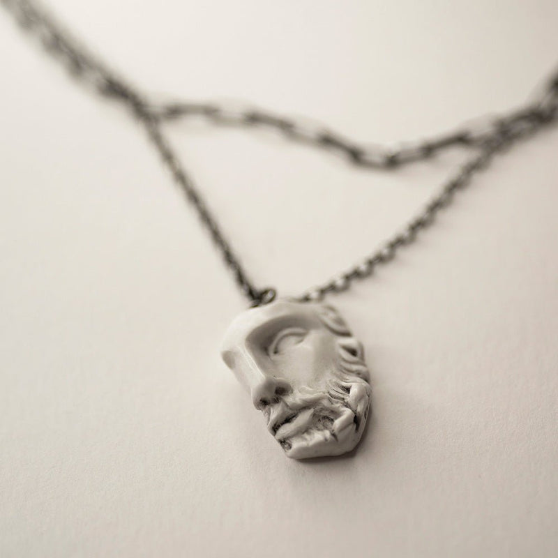 Heracles pendant - Macabre Gadgets
