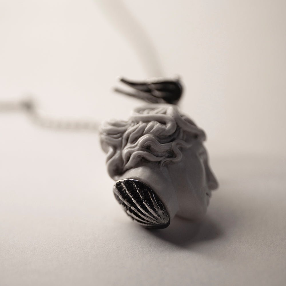 MEDUSA PENDANT - Macabre Gadgets