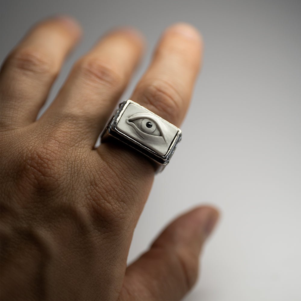 Oracle ring - Macabre Gadgets