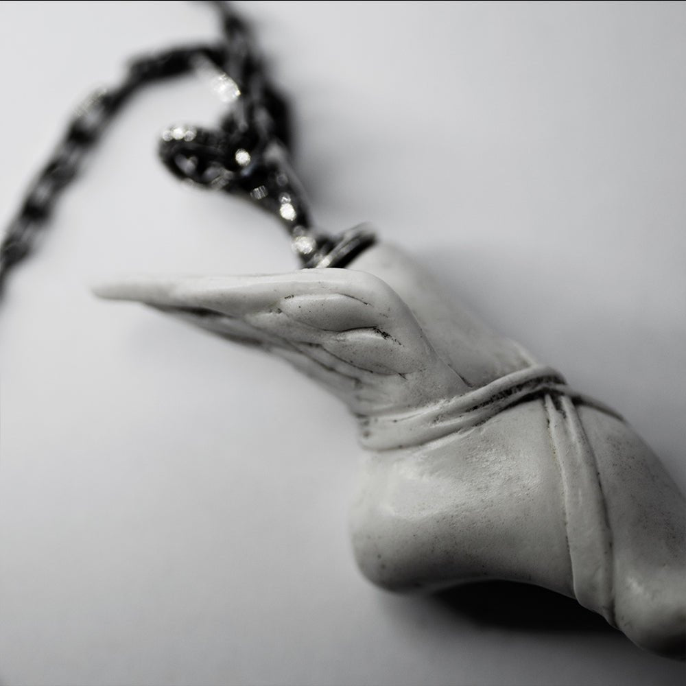 Talaria pendant - last items - Macabre Gadgets