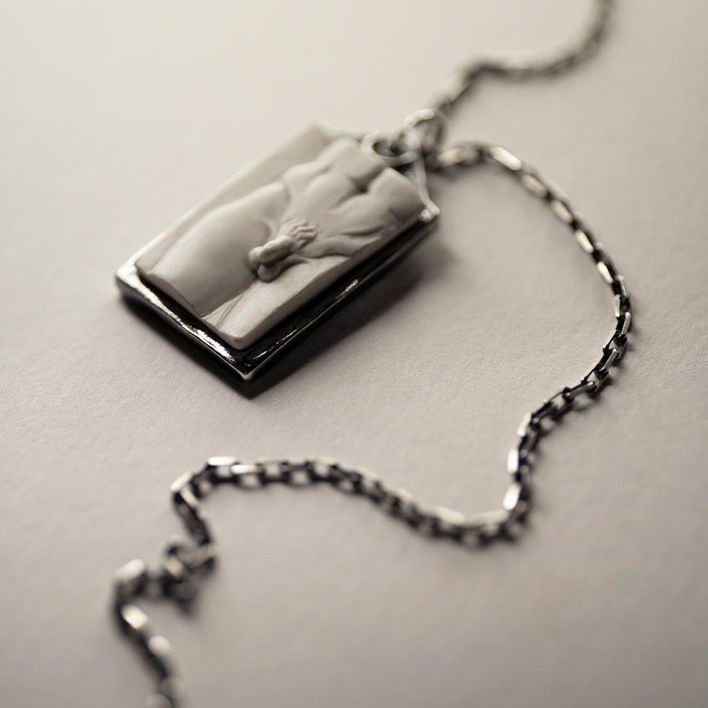 Torso pendant - last items - Macabre Gadgets